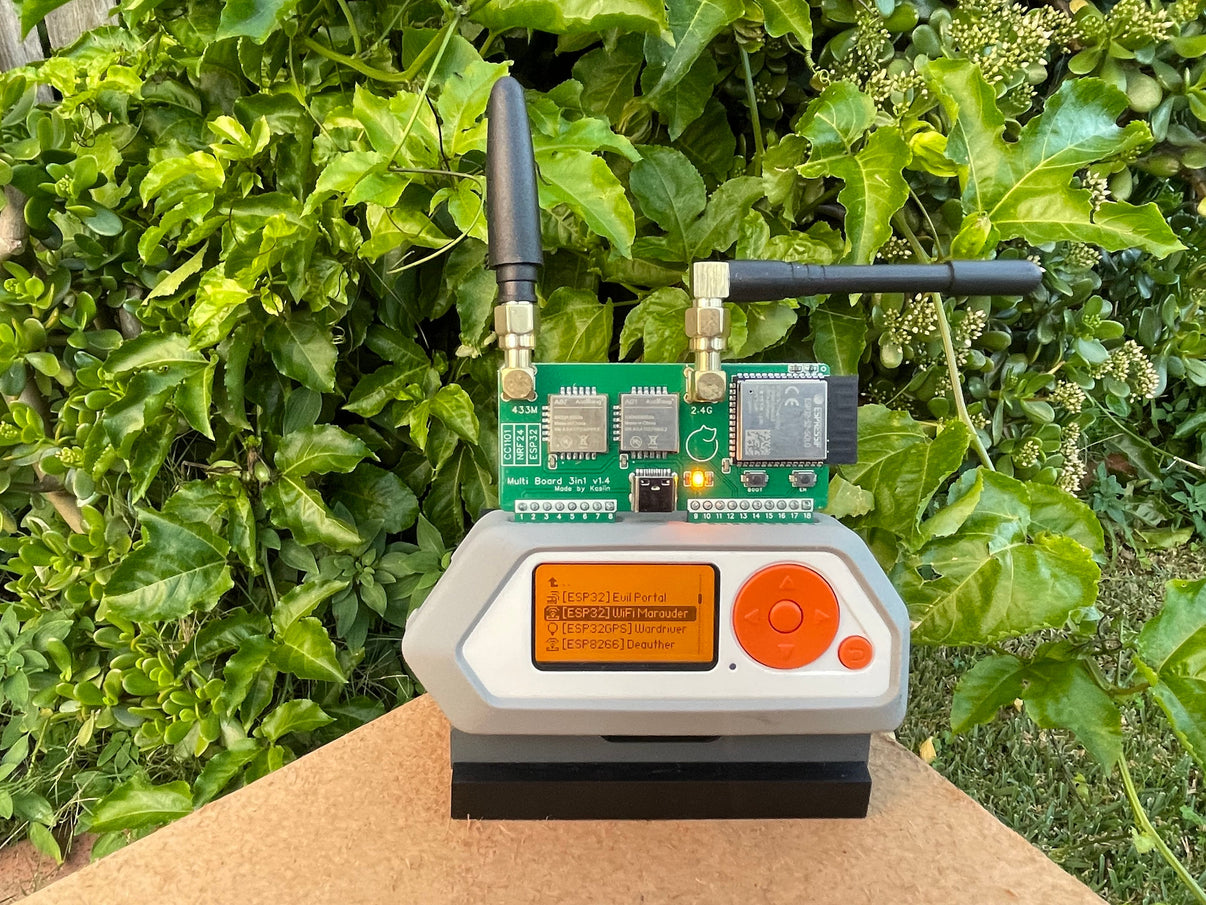 3in1 WIFI Multiboard for Flipper ( Zero NRF24 + ESP32 + CC1101 ...